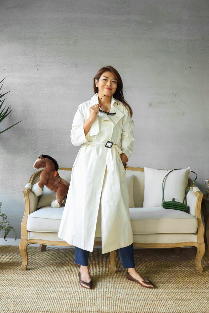 Vanilla White Buttonless Trench Coat | BY PURETE